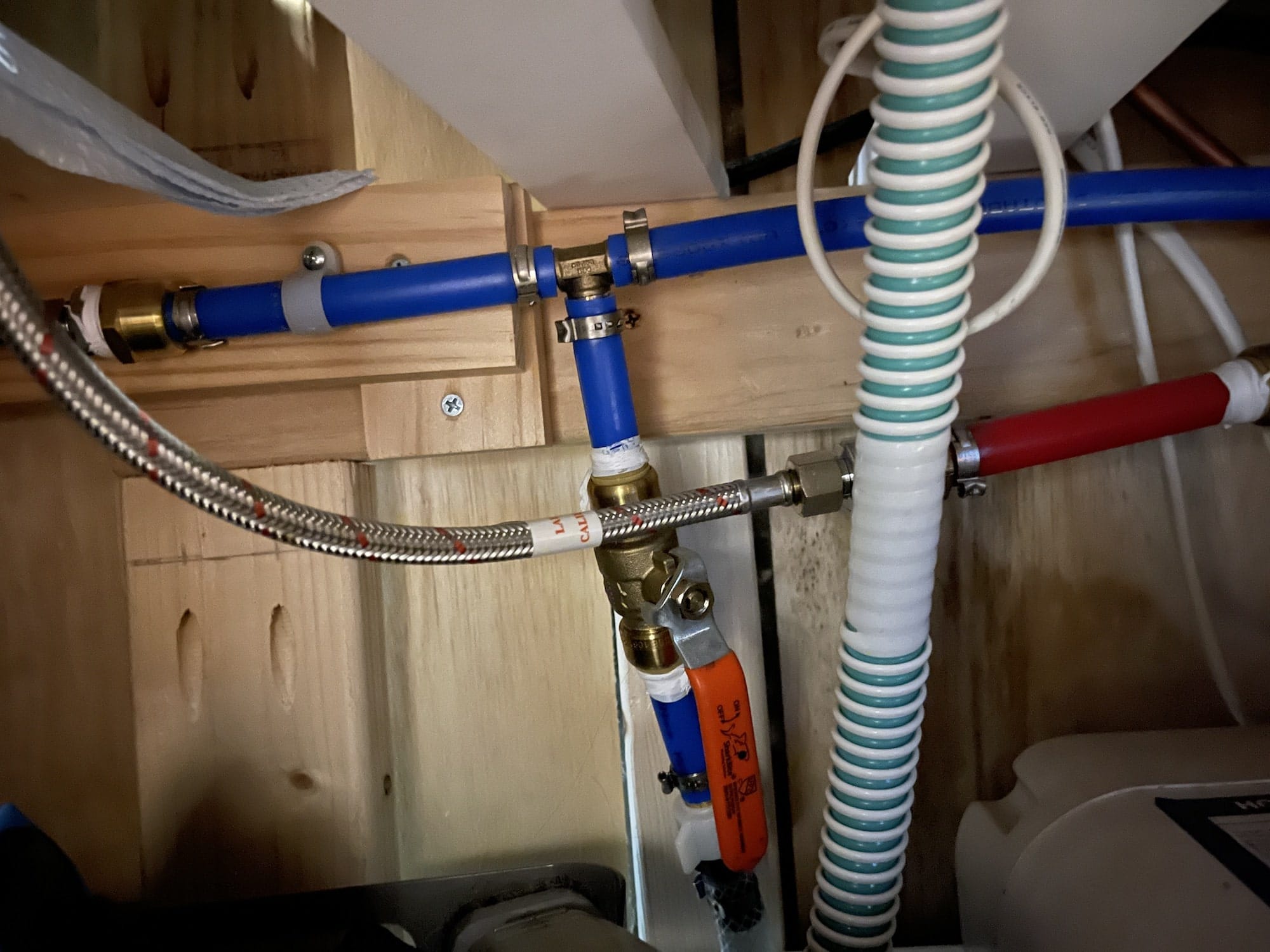 Complete Guide to the Perfect Camper Van Water System